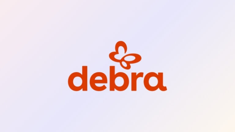 Debra Ireland - Gaisce